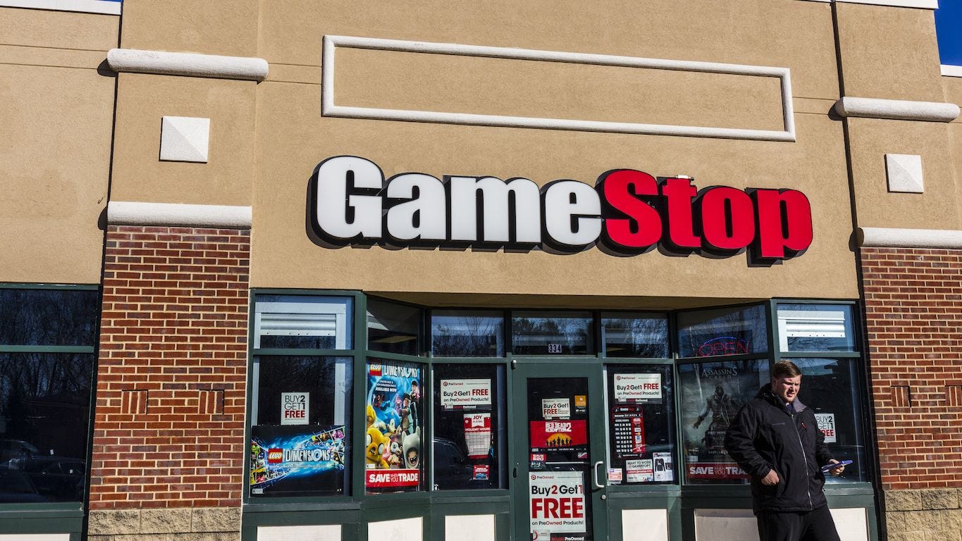GameStop จะประกาศปิดสาขาอีก 400 - 450 สาขาในสิ้นปีนี้